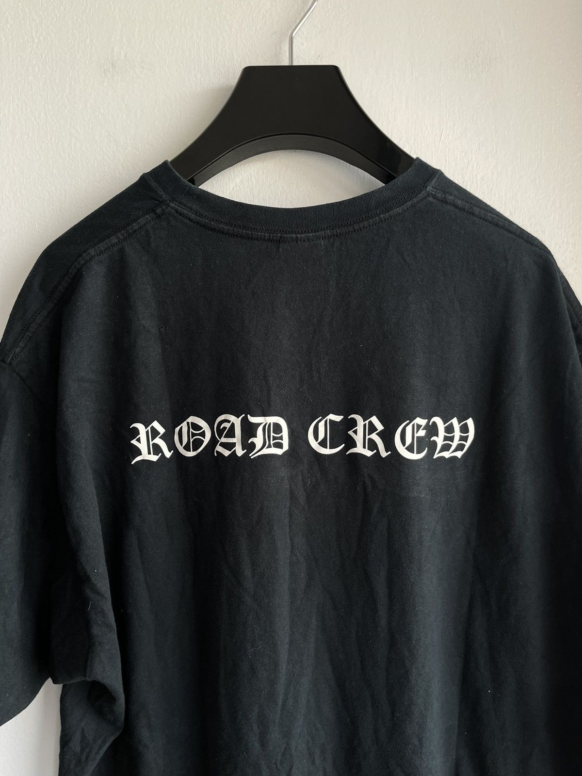 Vintage Vintage 2000s Old English Font Oversized Black Blank Shirt ...