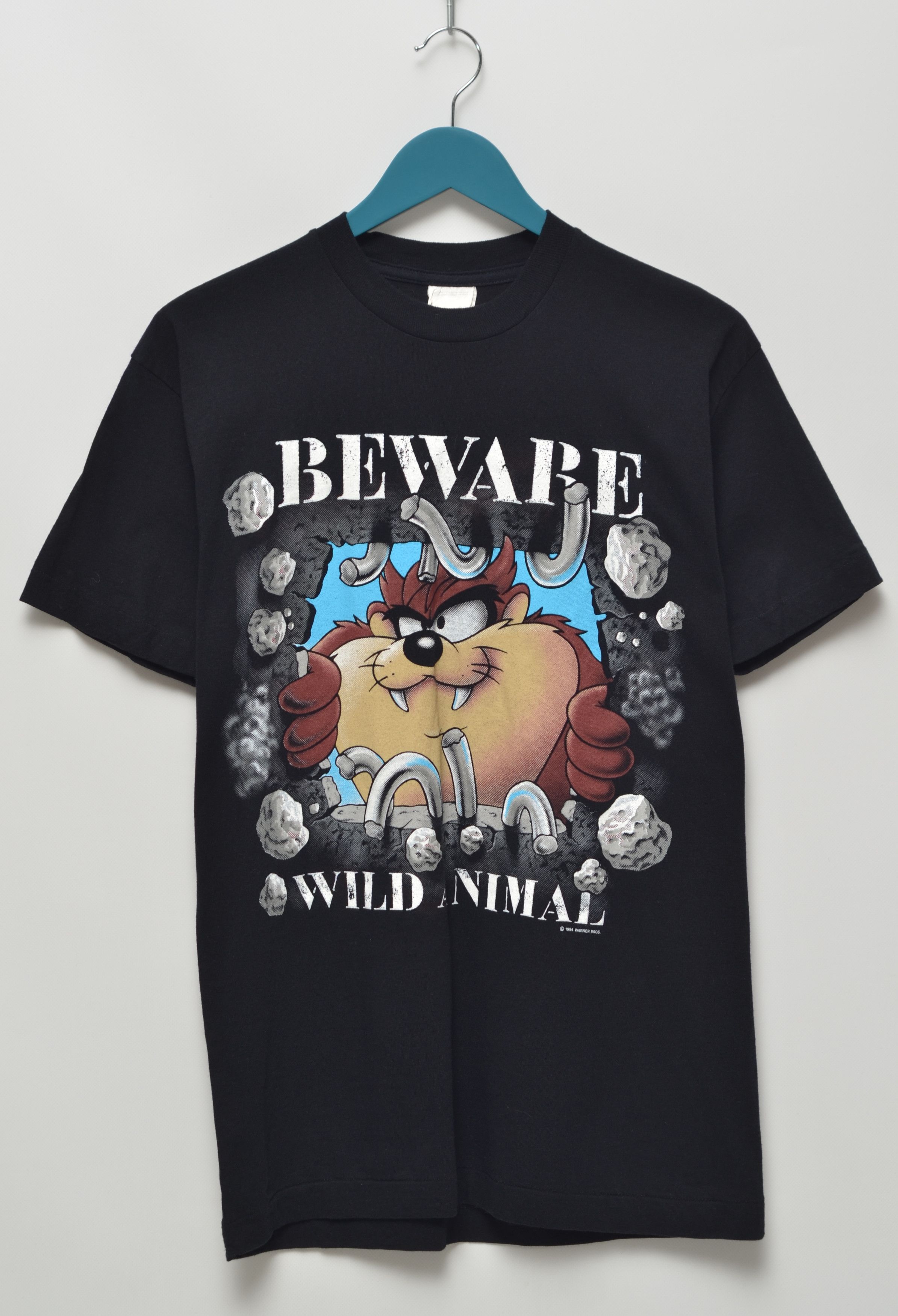 Vintage Warner Brothers Vintage 1994 Beware Wild Animal Taz T-shirt ...