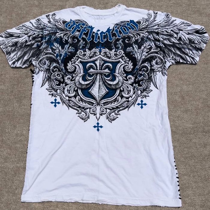 Affliction 2000s affliction mallgoth pendant tee angel wings | Grailed