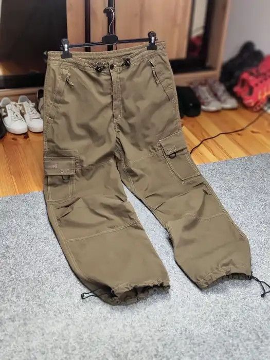 Japanese Brand Vintage Y2K Japanese Gorpcore Baggy Olive Cargo Pants ...