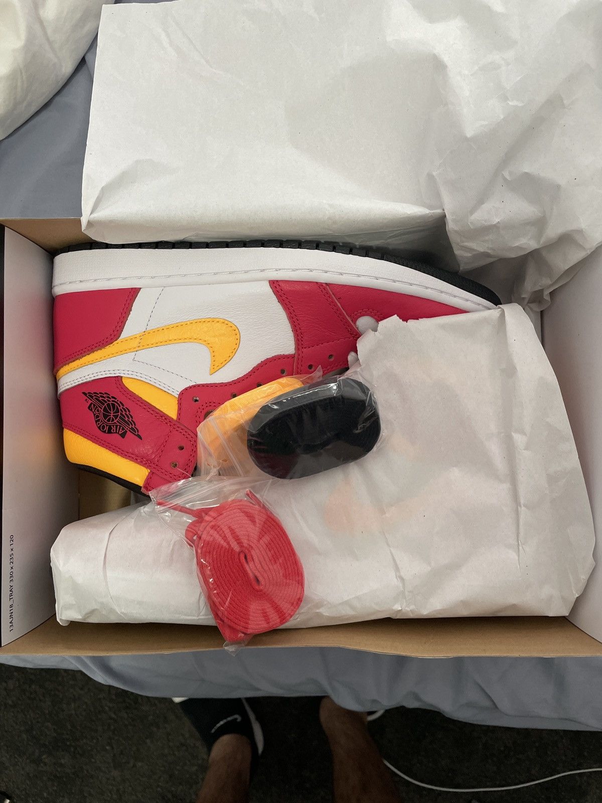Jordan Brand × Nike Air Jordan 1 Retro High OG Light Fusion Red | Grailed