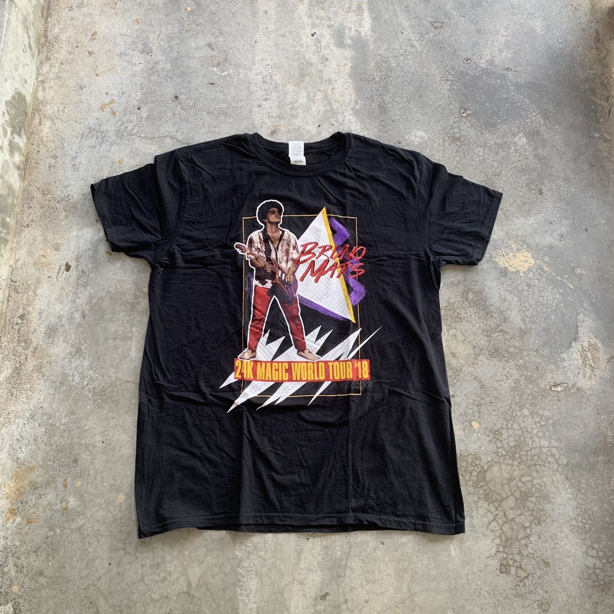 Good Music Merchandise OVERPRINT Bruno Mars 2018 World Tour Tshirt ...