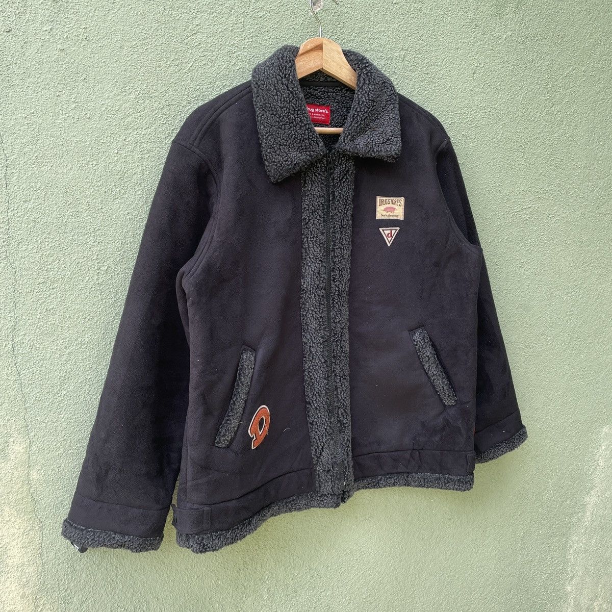 Designer × Streetwear Vintage DRUG STORE Sherpa Inside With Patch ...