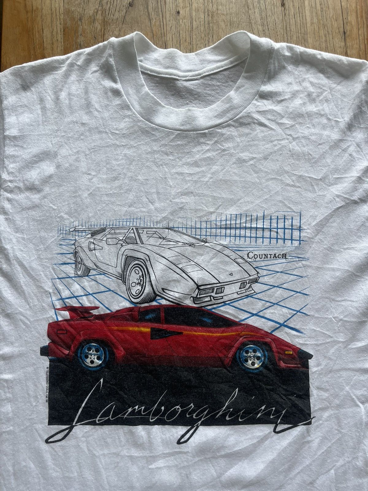 Art × Lamborghini × Vintage Vintage Lamborghini Countach 1988’s T-shirt ...