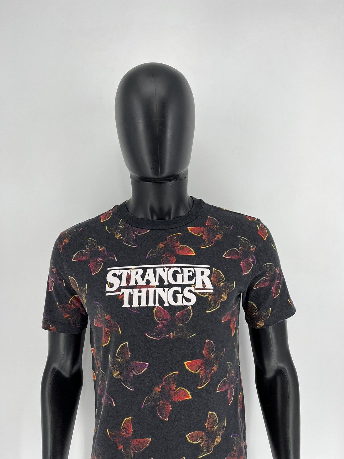 Movie Y2K H&M Stranger Things Netflix movie Short Sleeve Tshirt | Grailed