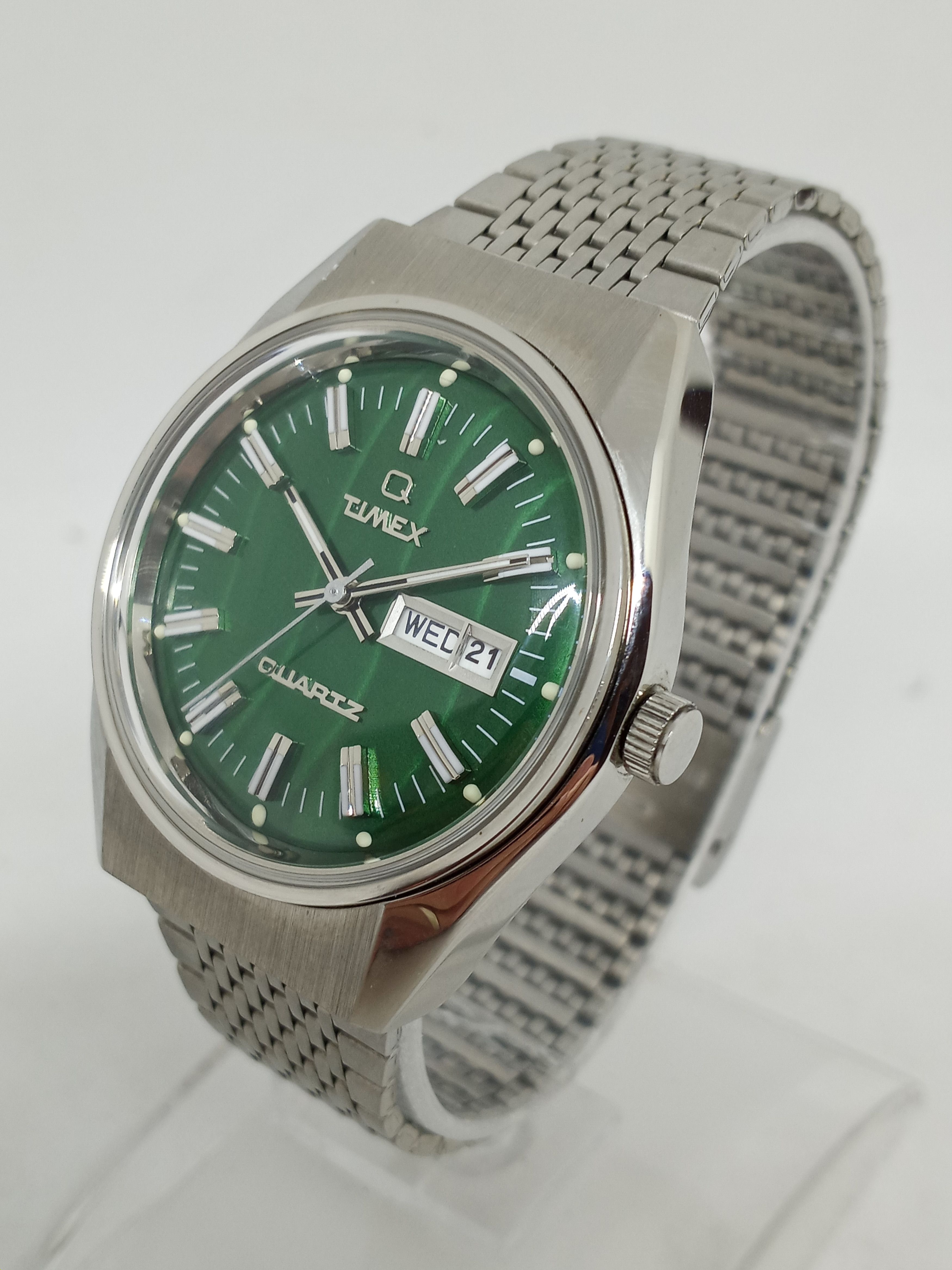Timex Timex Q TW2U95400ZV Falcon Eye Men's 38mm Green Dial Watch | Grailed