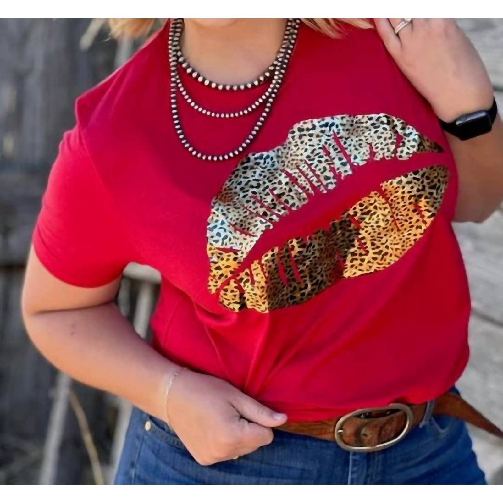Designer TEXAS TRUE THREADS Gold Foil Lips Tee In Red/leopard | Grailed