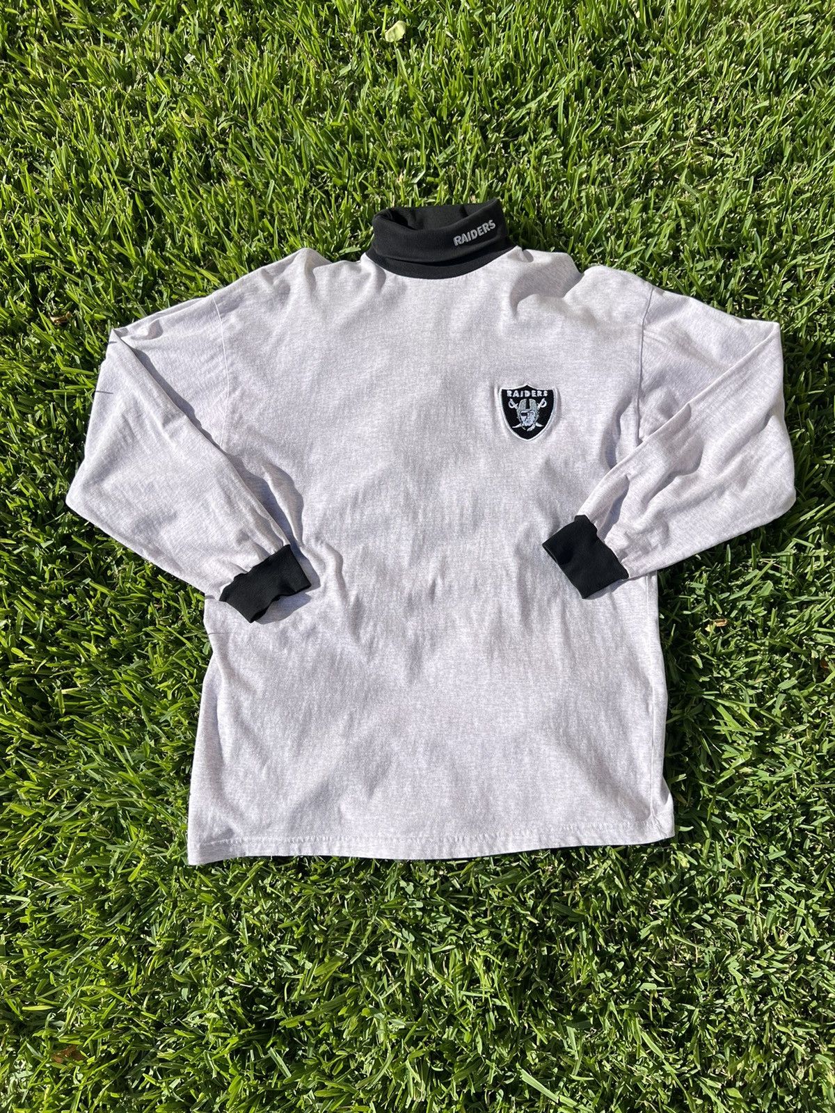 NFL × Streetwear × Vintage Vintage 90s Los Angeles Raiders NFL ...