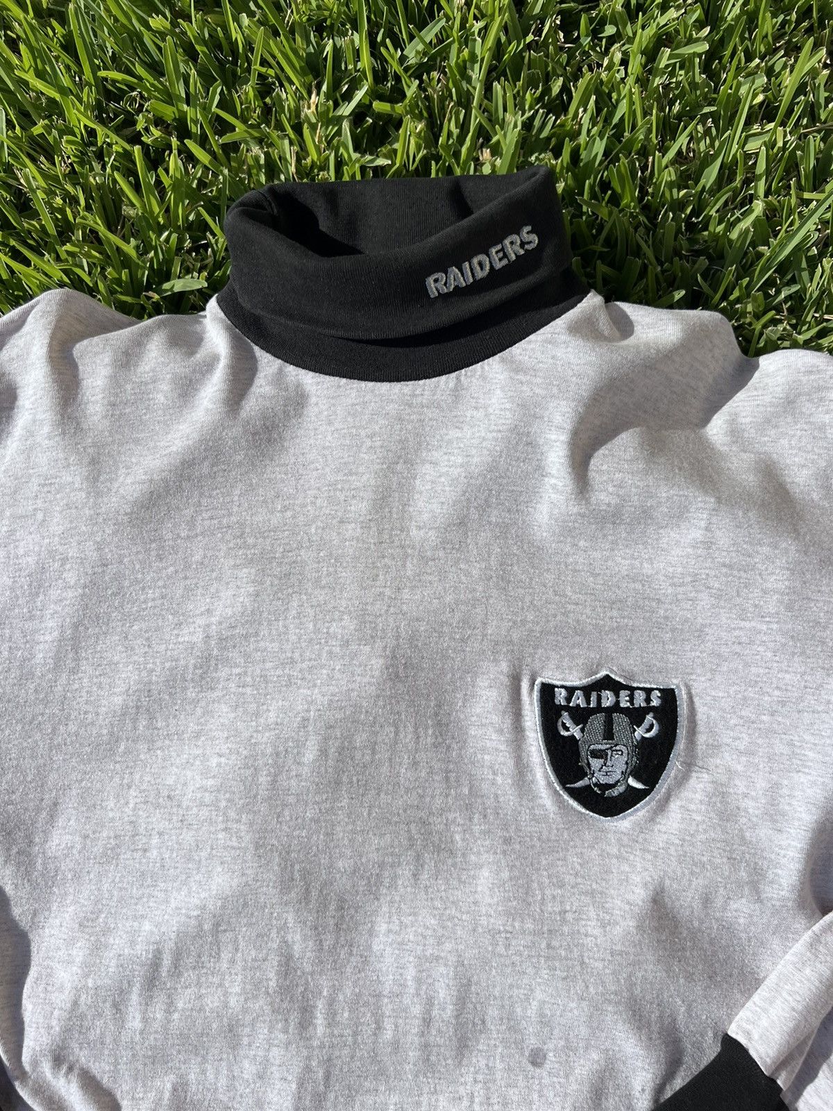 NFL × Streetwear × Vintage Vintage 90s Los Angeles Raiders NFL ...