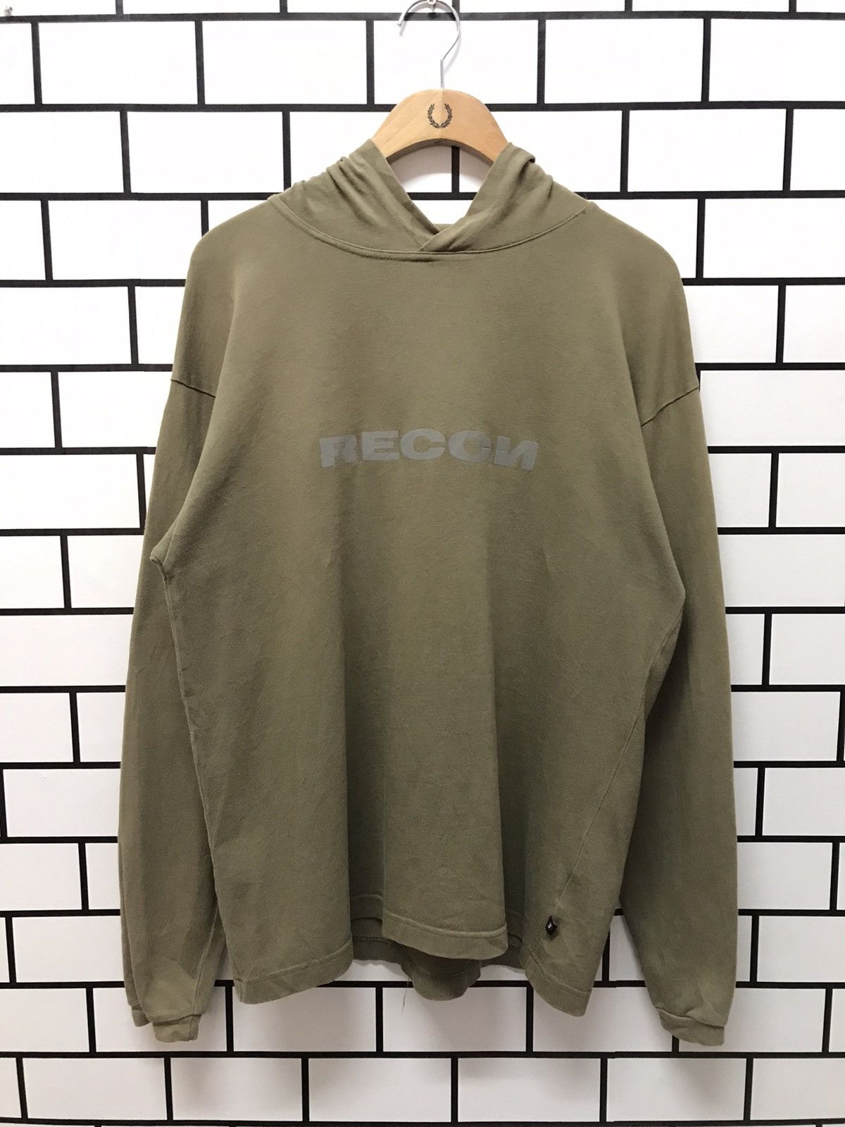Vintage OG Recon ( Futura 2000 & stash) Reflective Recon Logo hoodie ...