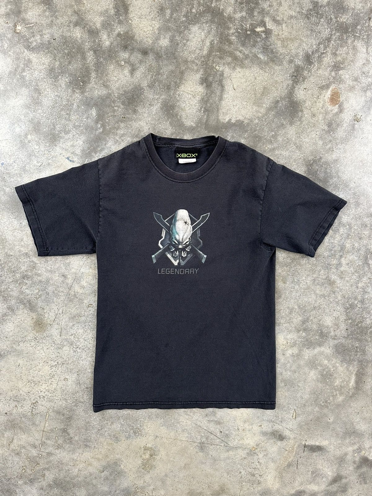 Halo × Microsoft × Vintage Vintage Halo 2 Xbox Faded "Legendary ...