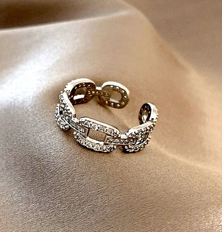 Vintage Gorgeous Tiny Shiny Diamonds Silver Rectangle Links Ring | Grailed