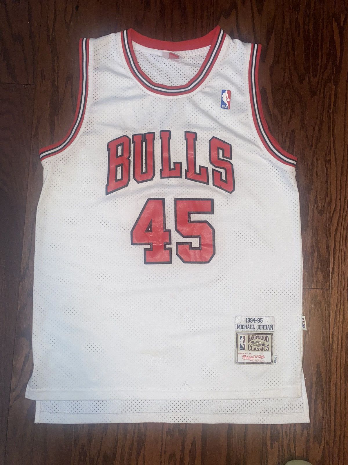 Mitchell & Ness Michael Jordan Chicago Bulls 45 Jersey | Grailed