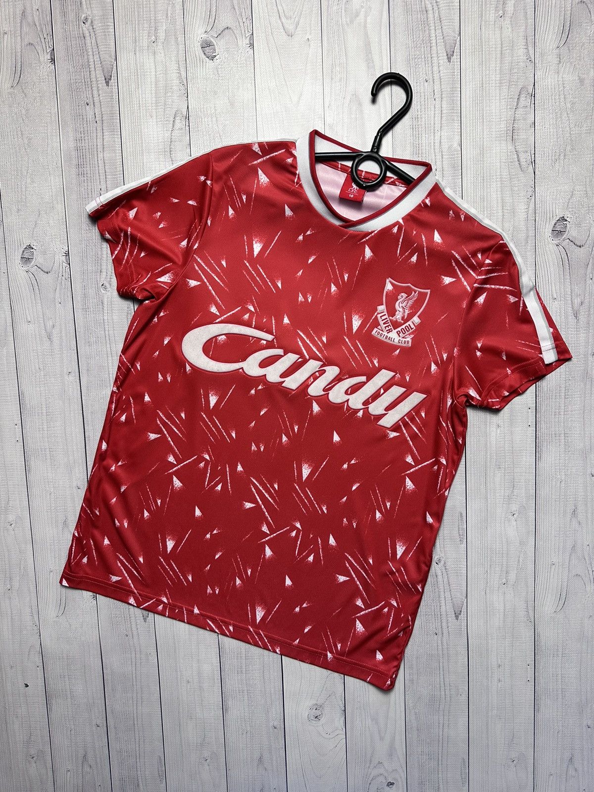 Liverpool × Soccer Jersey × Vintage Vintage Liverpool soccer jersey ...