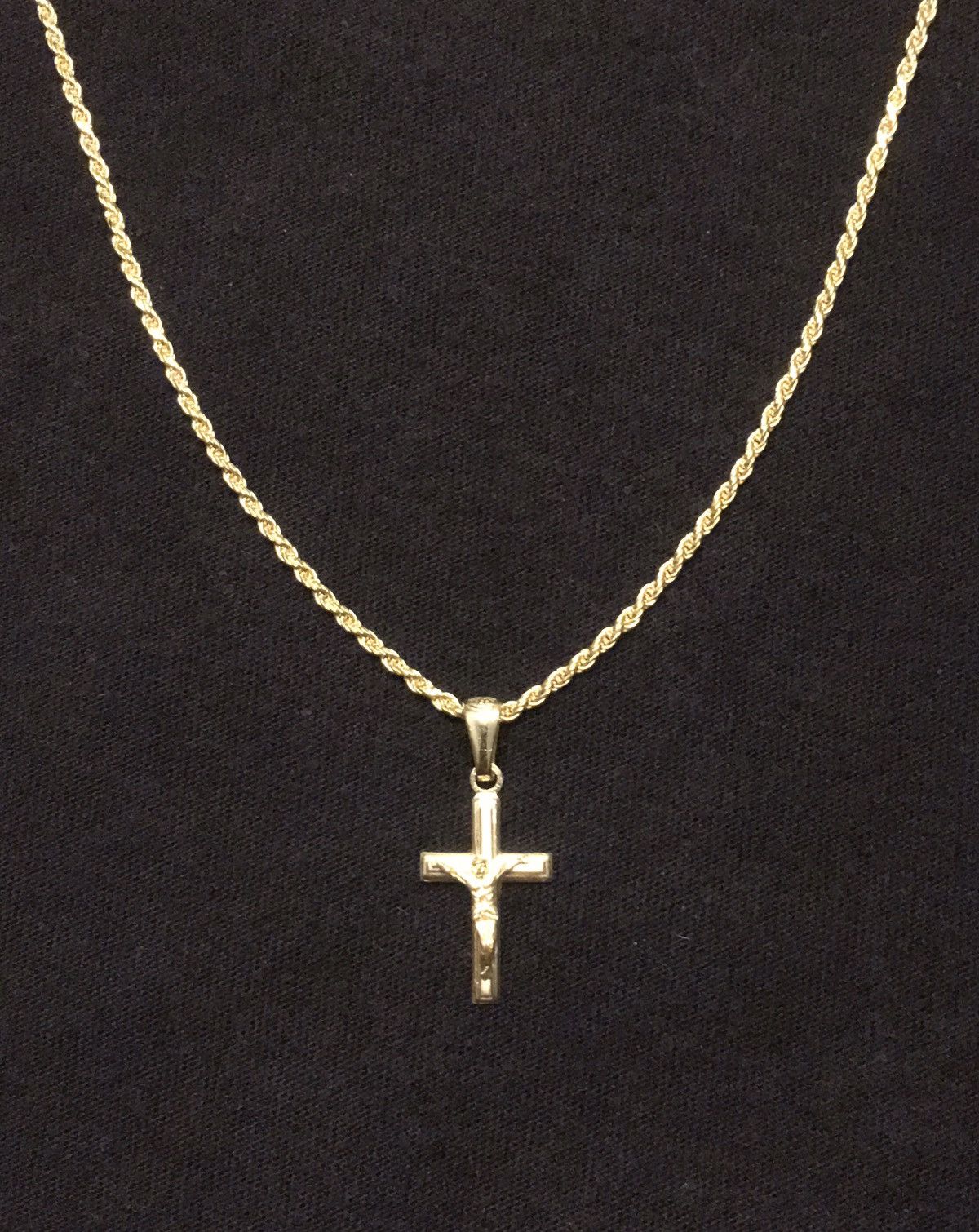 Gold Chain Gold Chain Rope Chain 20in 2mm and Gold Cross | Grailed