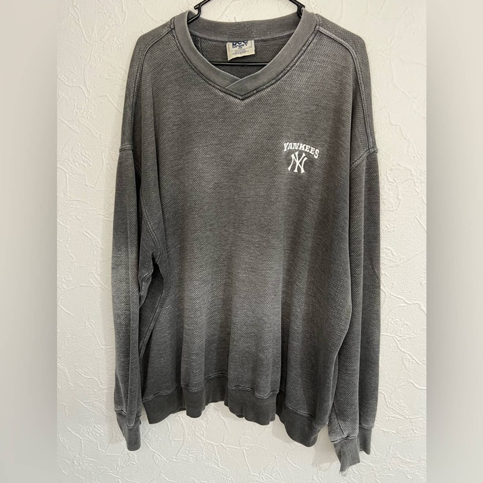 Lee Lee Sport Vintage New York Yankees 90’s THERMAL SWEATSHIRT | Grailed