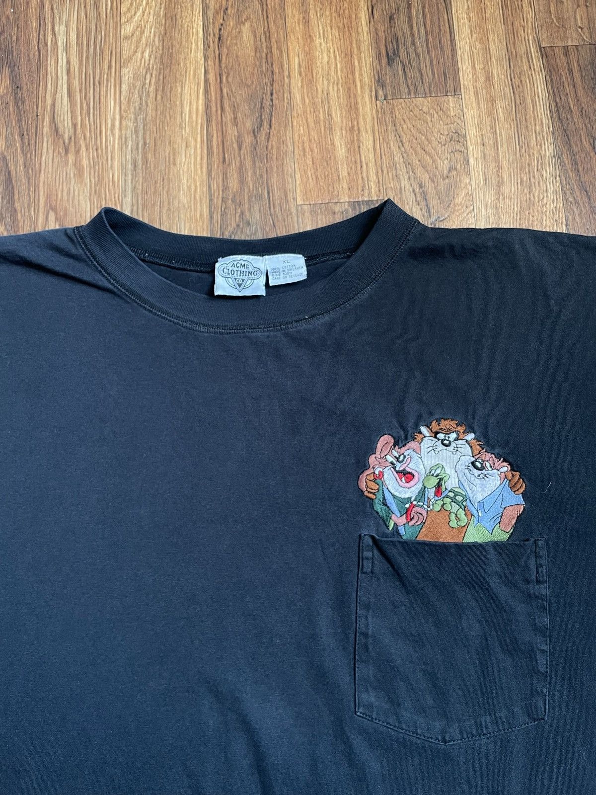 Acme Clothing × Vintage 90s Acme Looney Tunes Taz Family VTG Tee ...