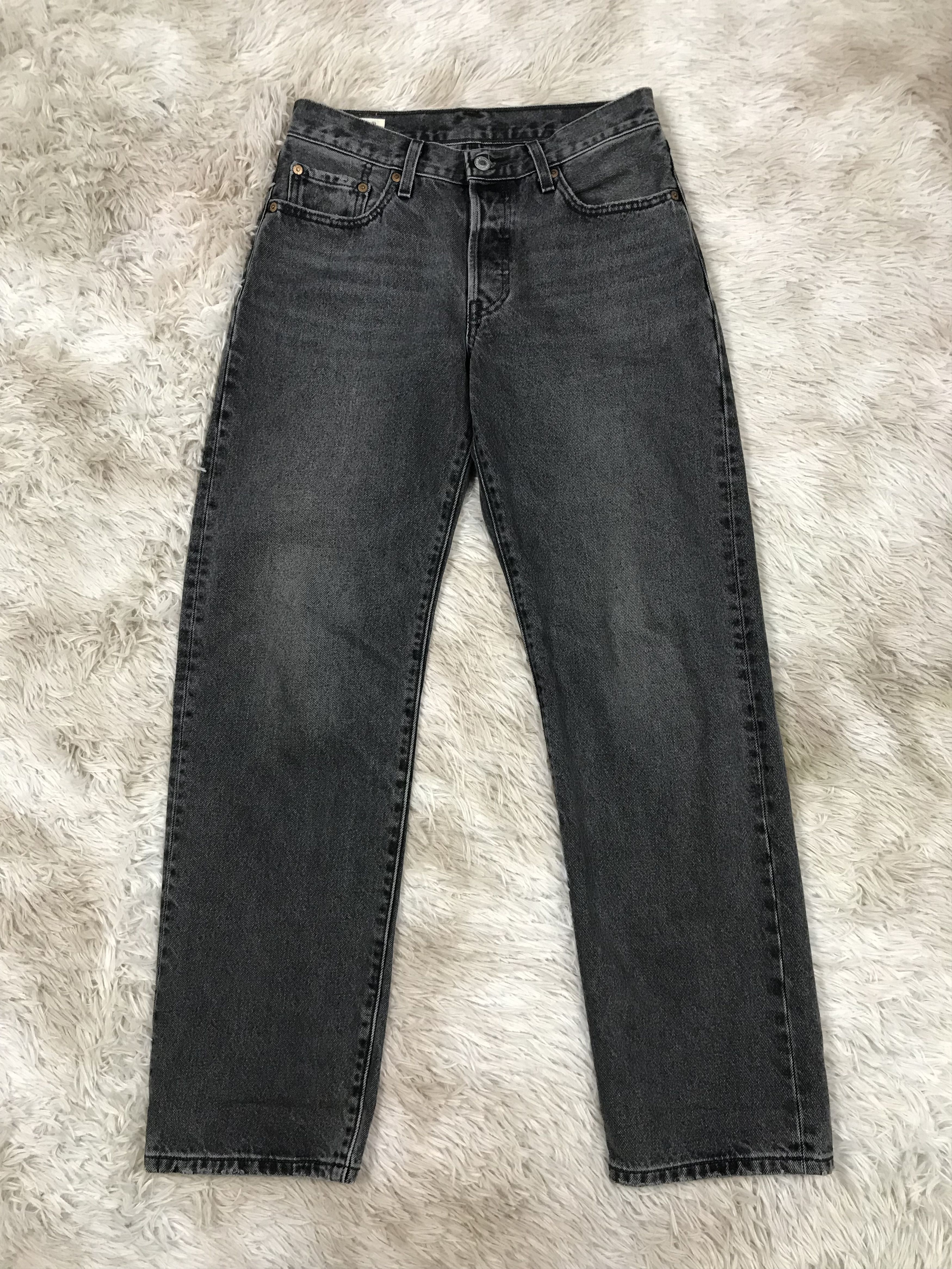 Levis 501 well worn black store