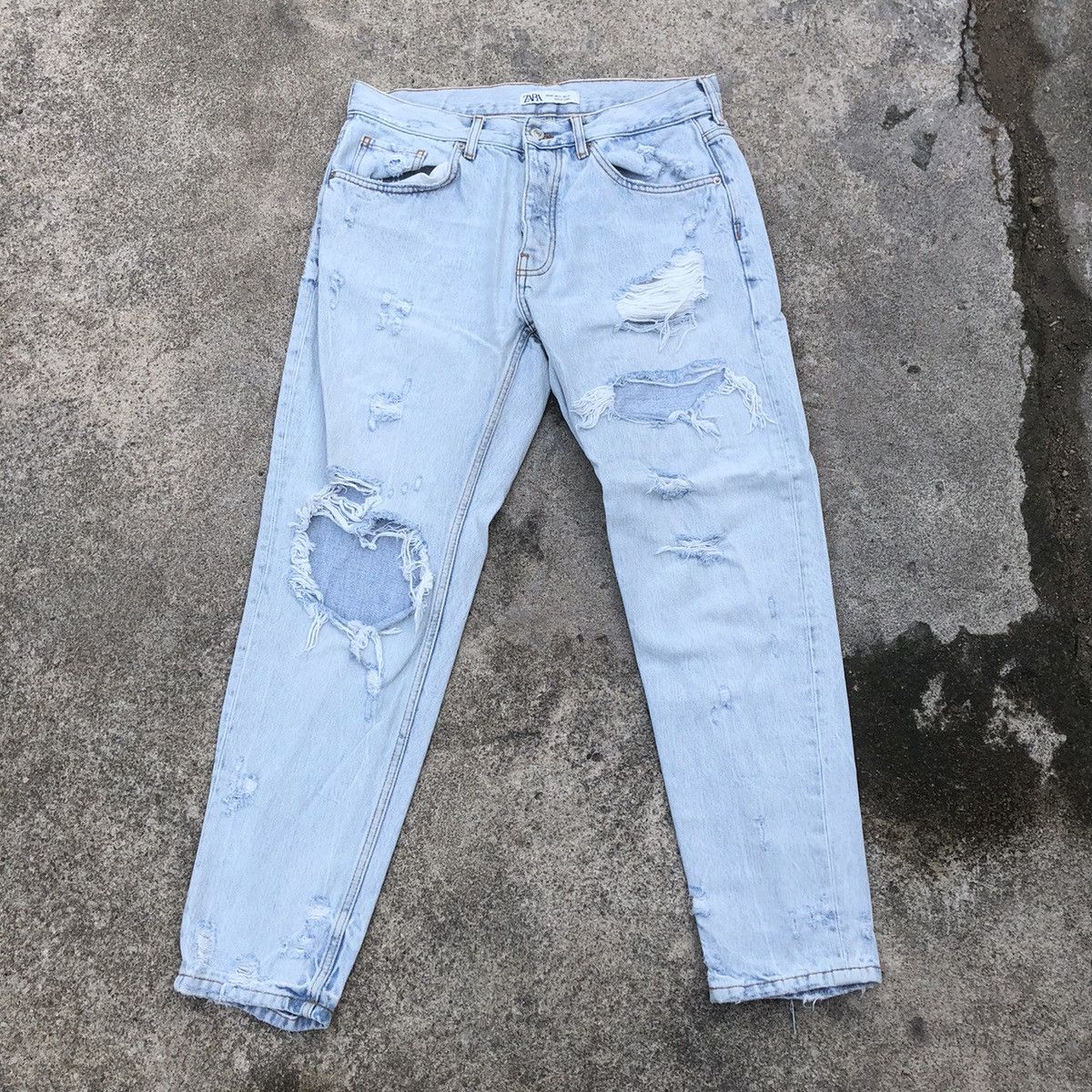 Zara 🔥Trash🔥ZARA Stoned Wash Rips Distress Denim Jeans | Grailed