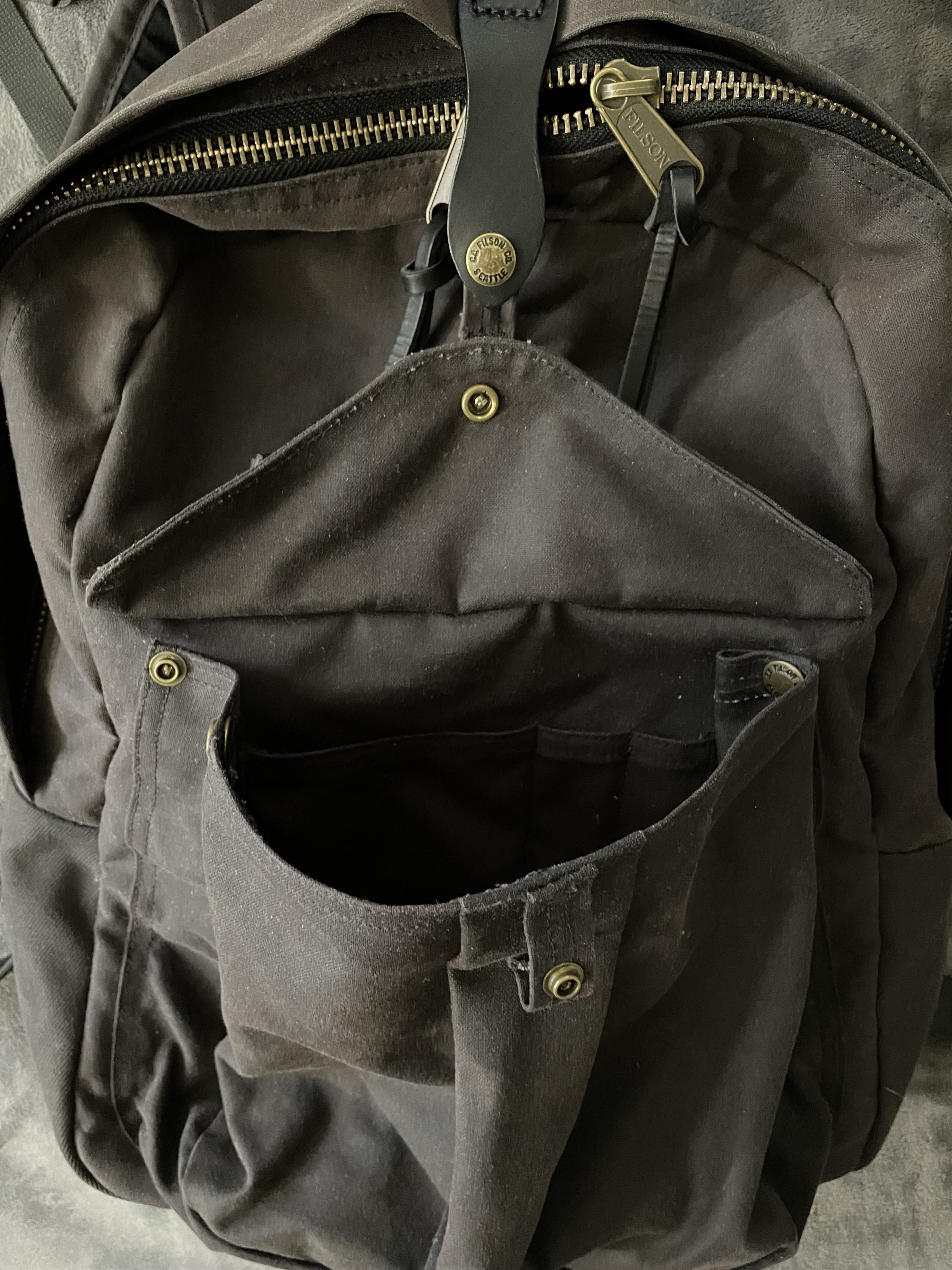 Filson Filson Journeyman Tin Cloth Backpack Cinder Gray | Grailed