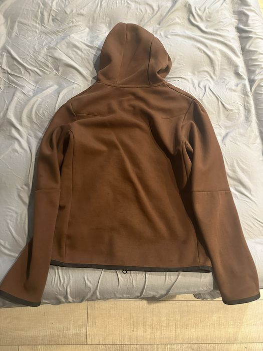 Nike Nike tech brown | Grailed