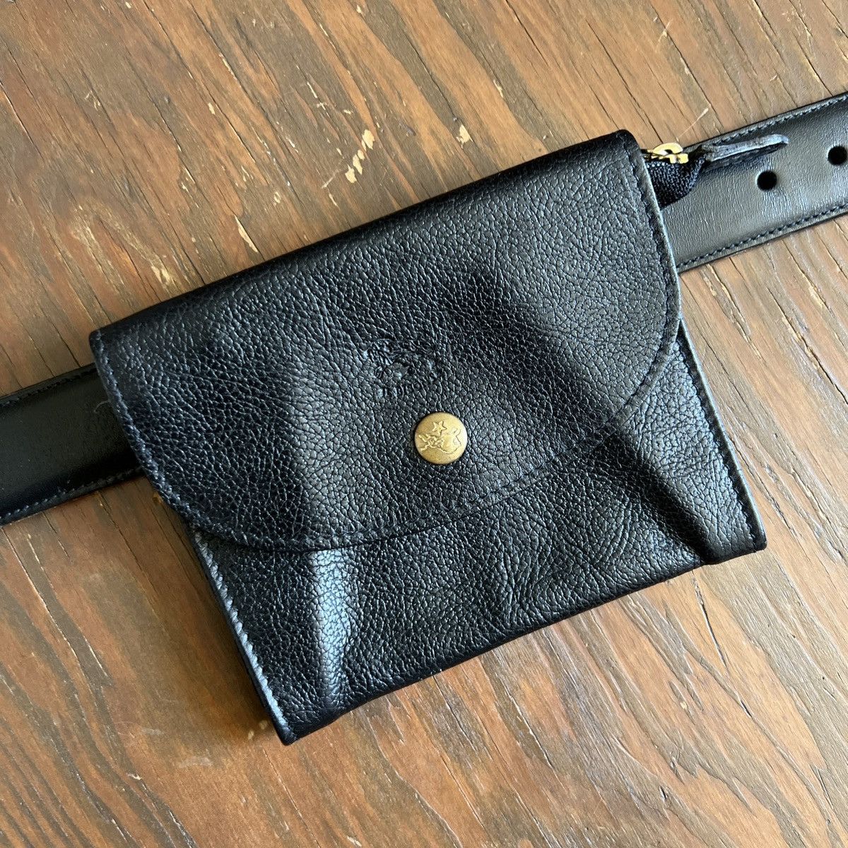 Il Bisonte Il Bisonte Black Belt Hip Holder Travel Wallet Made In Italy ...