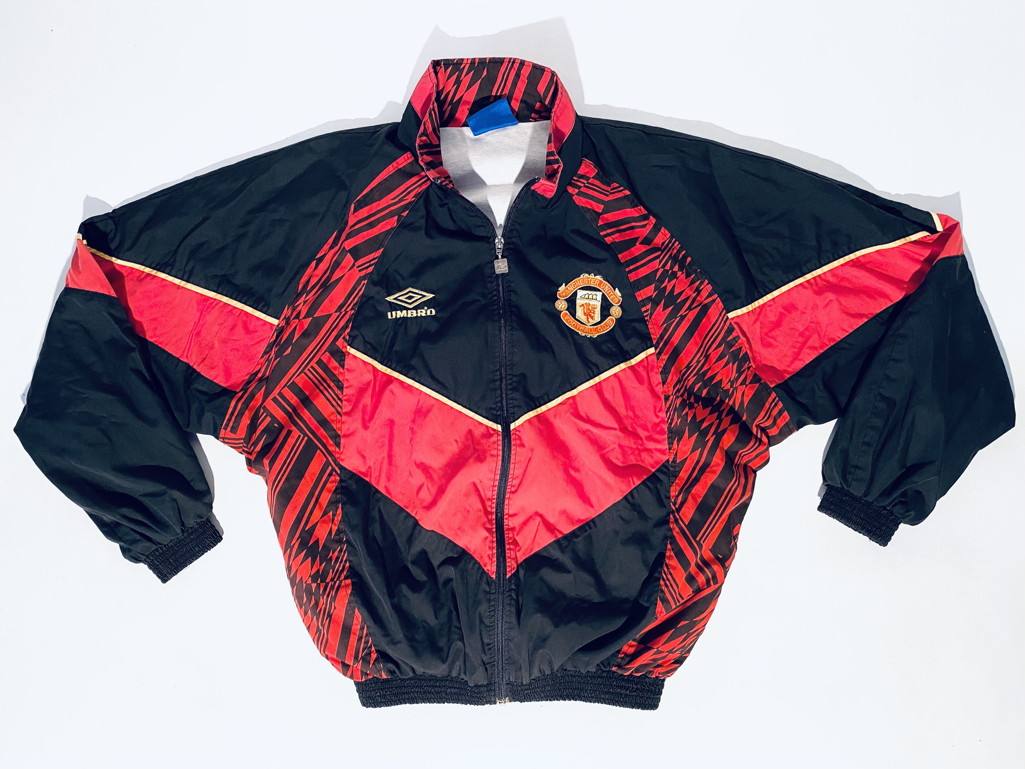 Manchester United × Umbro × Vintage Manchester United Football Soccer ...