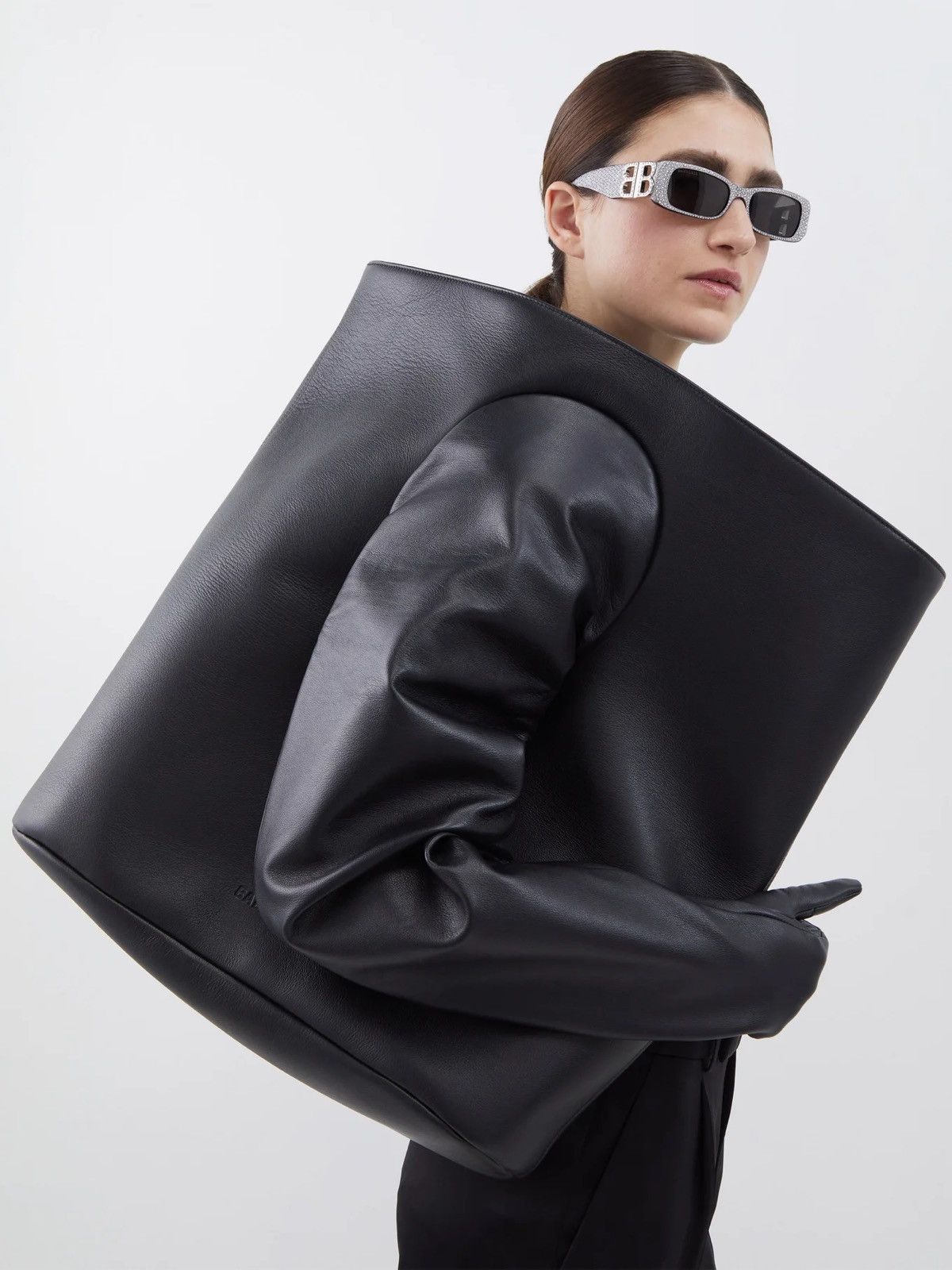 Balenciaga BALENCIAGA GLOVE LARGE LEATHER TOTE BAG IN BLACK | Grailed