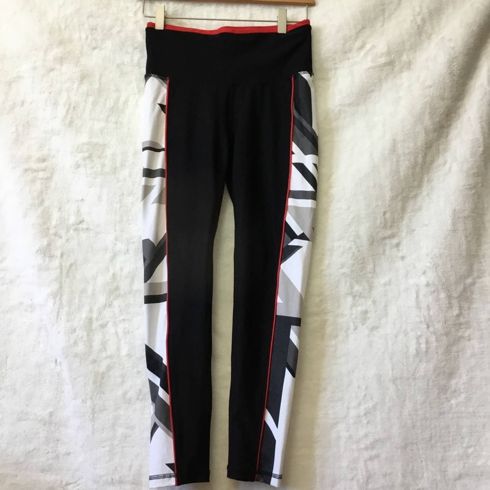 Other Xersion Athletic Black with White Pattern Legging | Grailed
