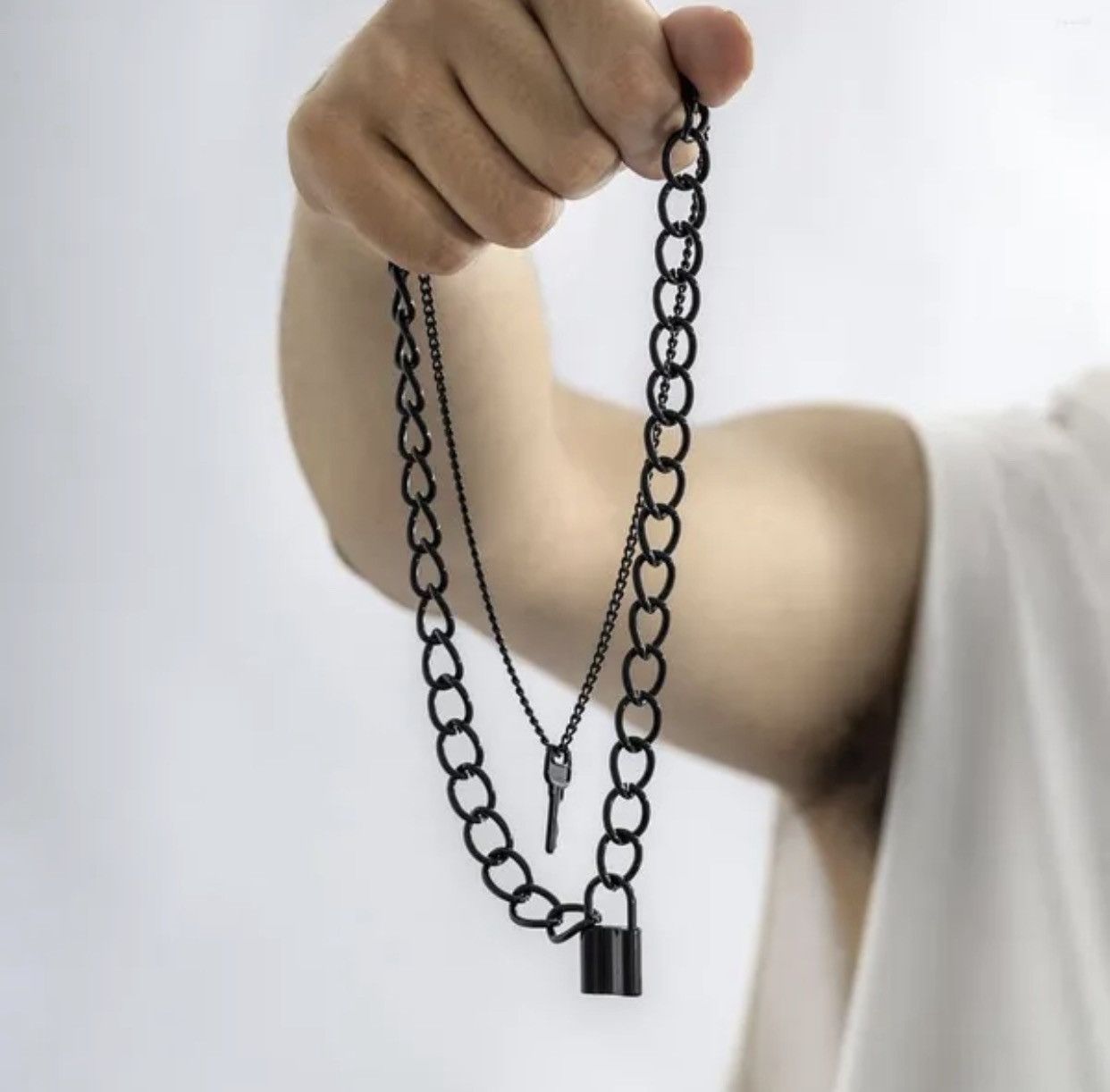Japanese Brand × Streetwear × Vintage Unisex lock key chain elegant ...
