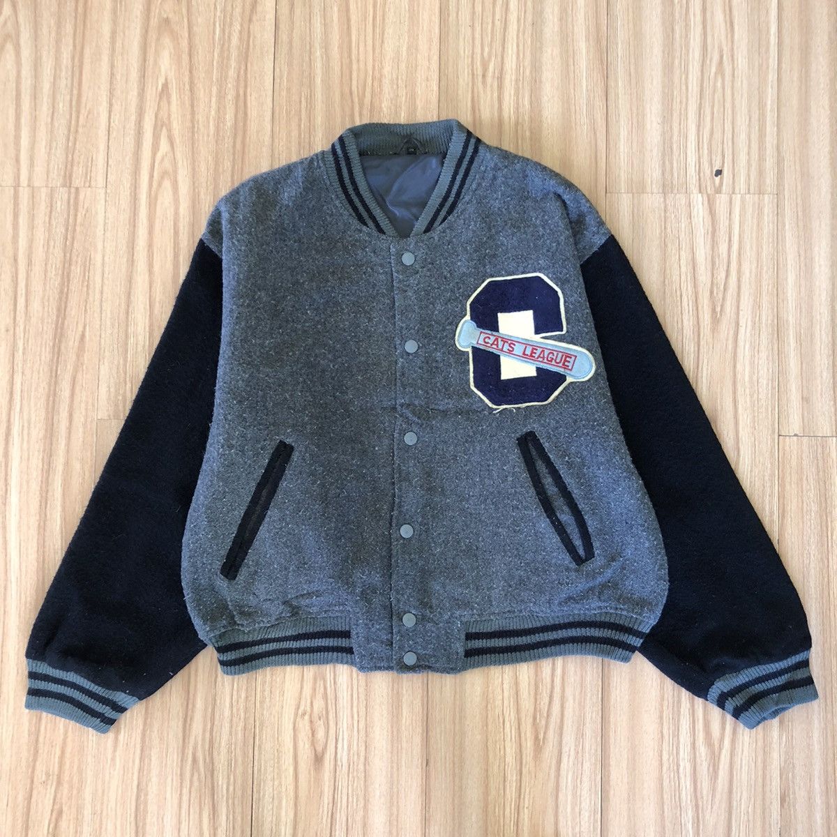 Varsity 🔥VINTAGE CATS LEAGUE VARSITY BOMBER JACKET | Grailed