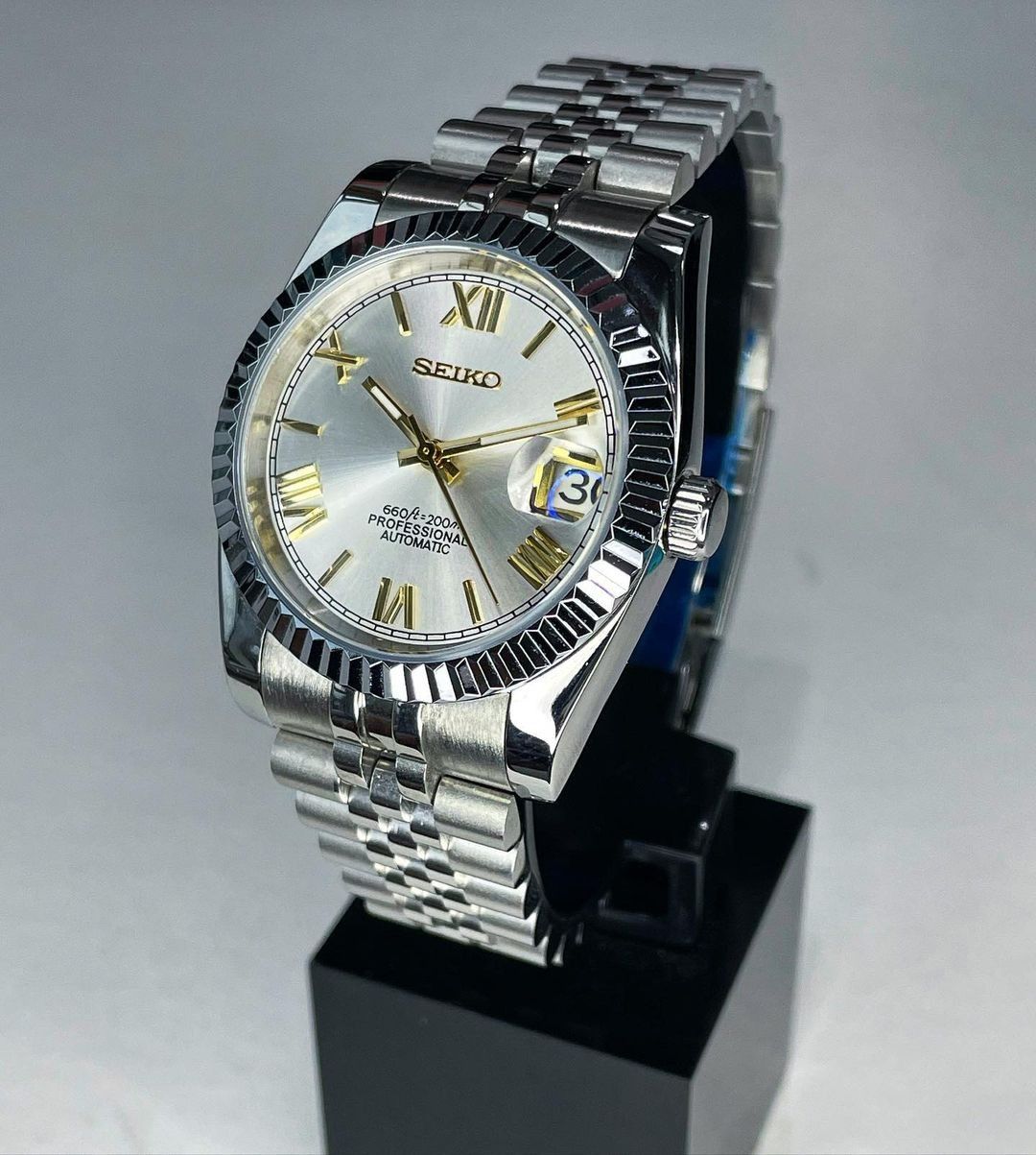 Seiko Seiko Automatic Roman 36mm | Grailed