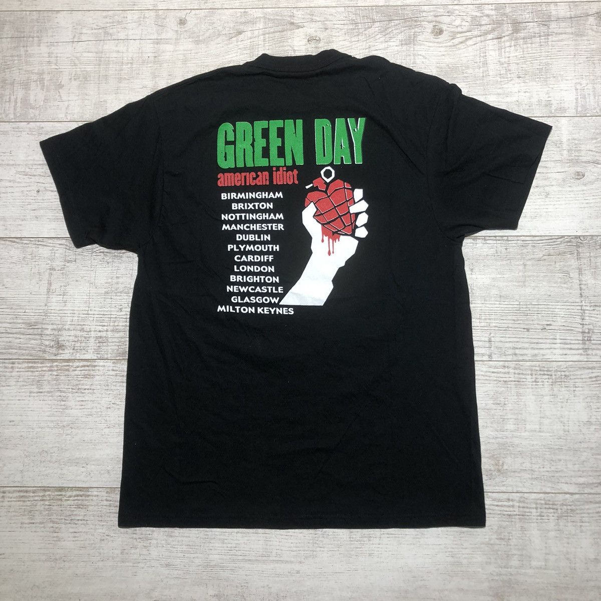 Vintage VINTAGE 2004 GREEN DAY AMERICAN IDIOT TOUR T-SHIRT | Grailed