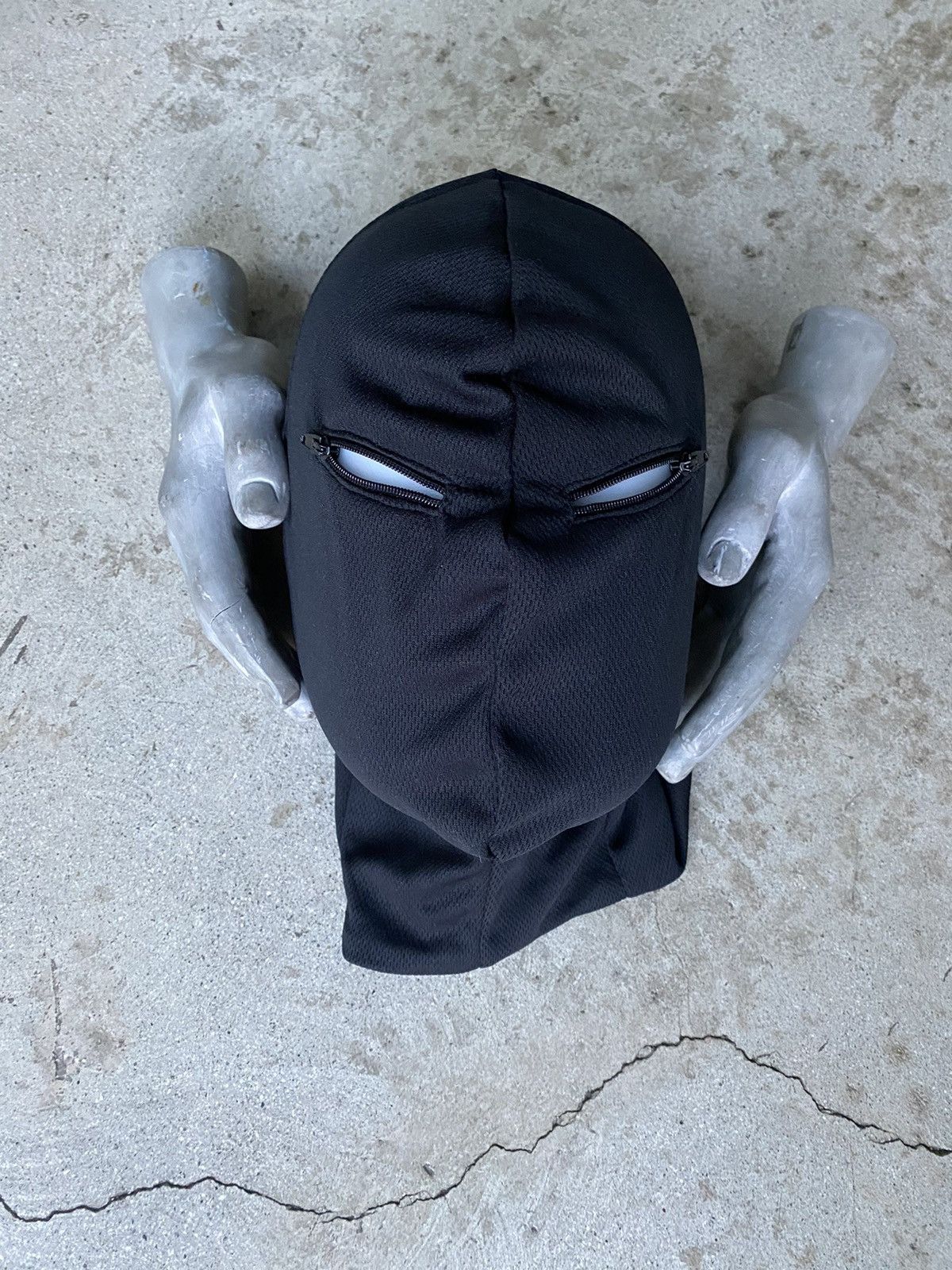 Kanye West DONDA YEEZY KANYE WEST ENGINEERED BY BALENCIAGA SHIESTY MASK ...