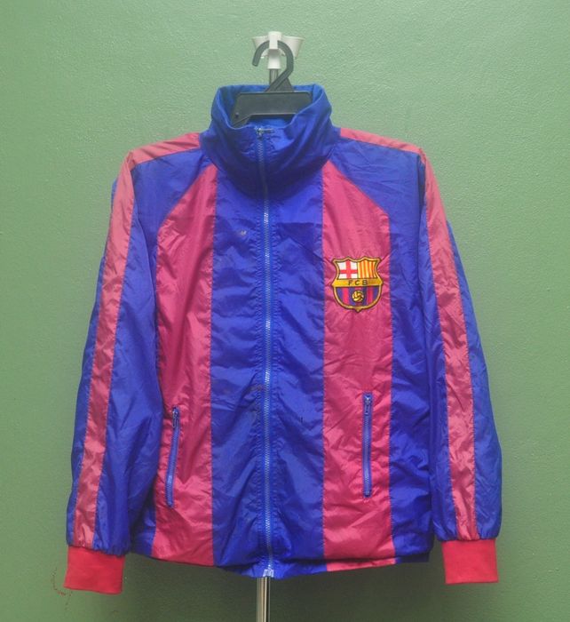 Vintage Vintage Barcelona Football Windbreaker Travis Scott Fashion ...