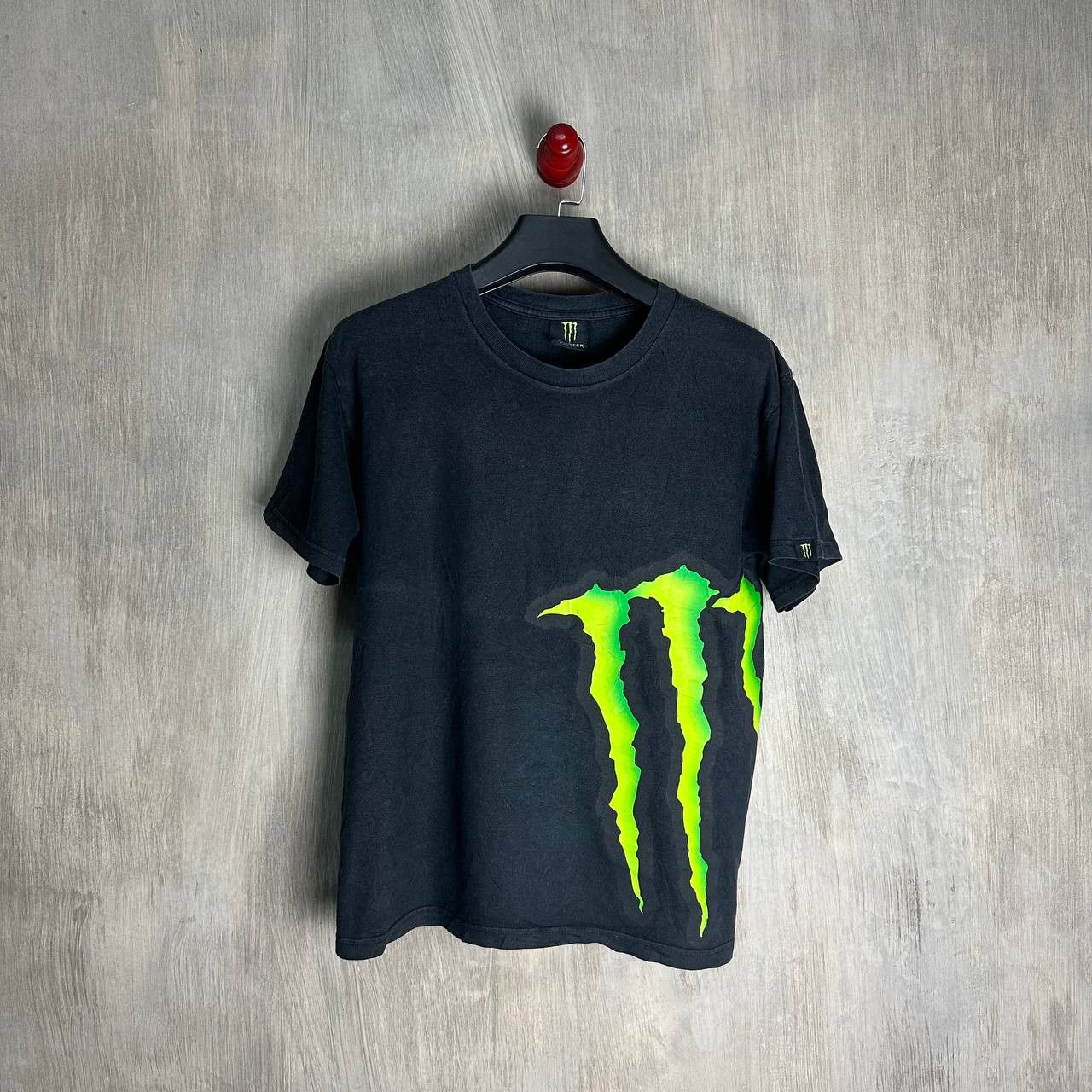 Racing × Streetwear × Vintage Essential Monster Energy Drink T-Shirt ...