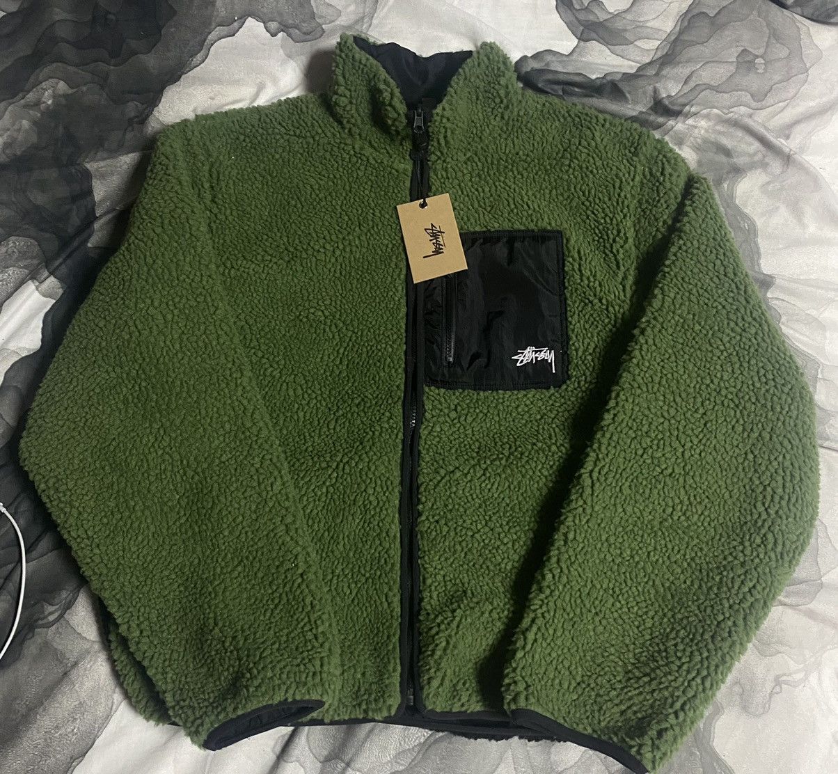 Streetwear × Stussy Stussy Green 8 Ball Sherpa Fleece Reversible Jacket | Grailed