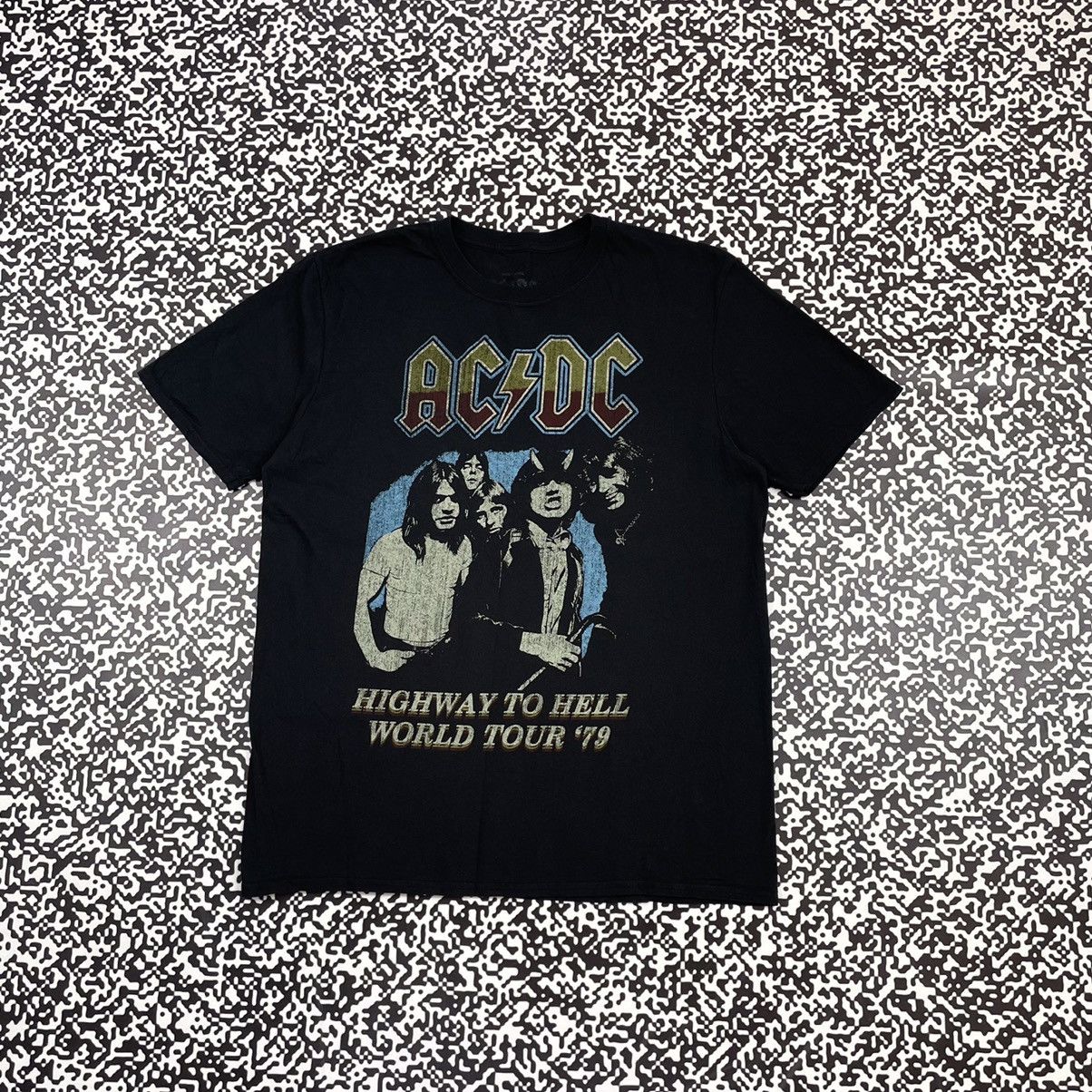 Vintage Vintage ACDC Y2K Band Rock Tour T-shirt Streetwear 90s Style ...