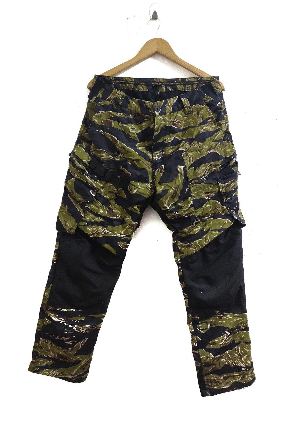 Camo × Japanese Brand × Streetwear Field Core Tiger Stripe Multipocket ...