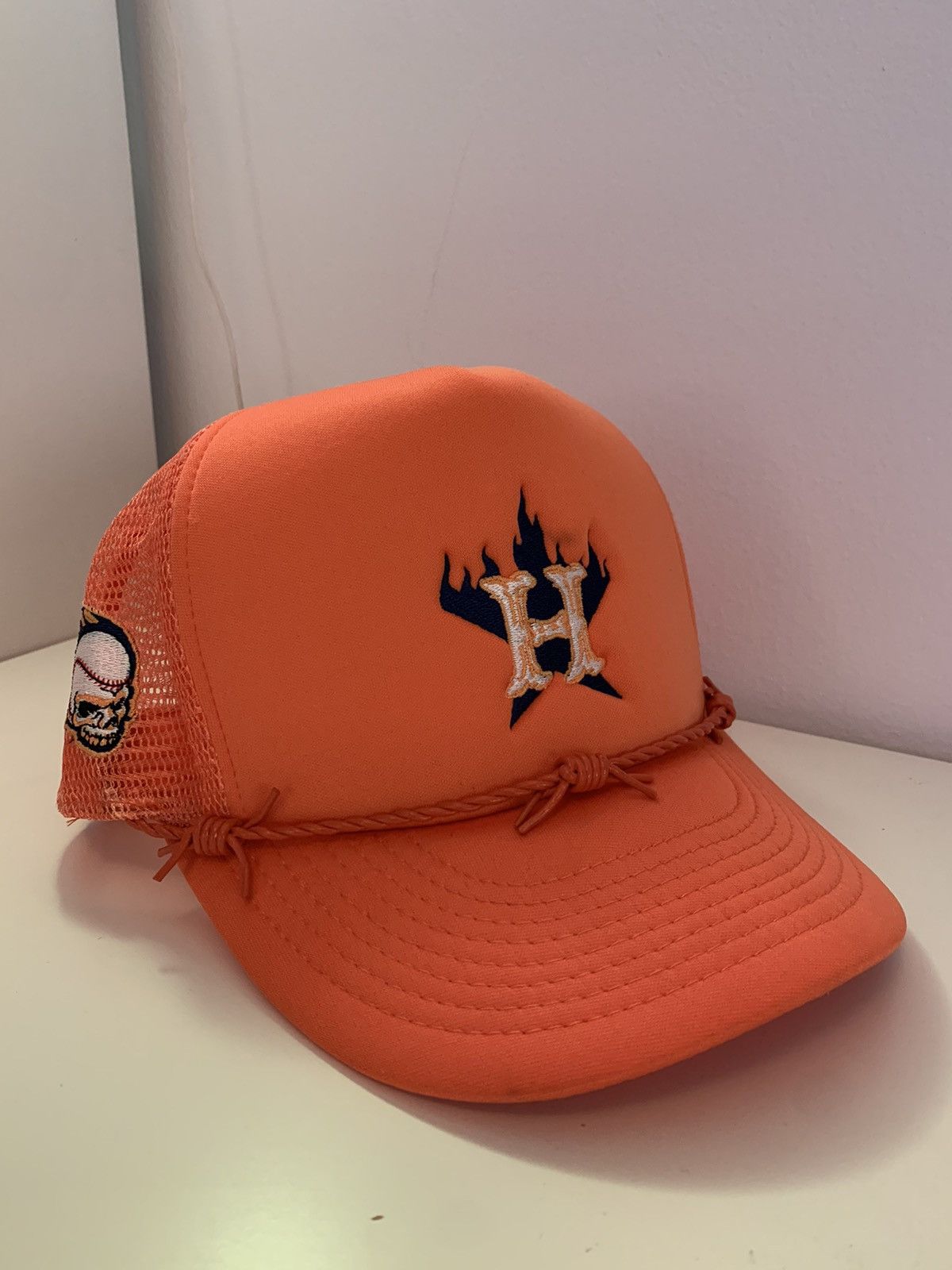 Streetwear LOSO NYC - Houston Bones Trucker Hat | Grailed