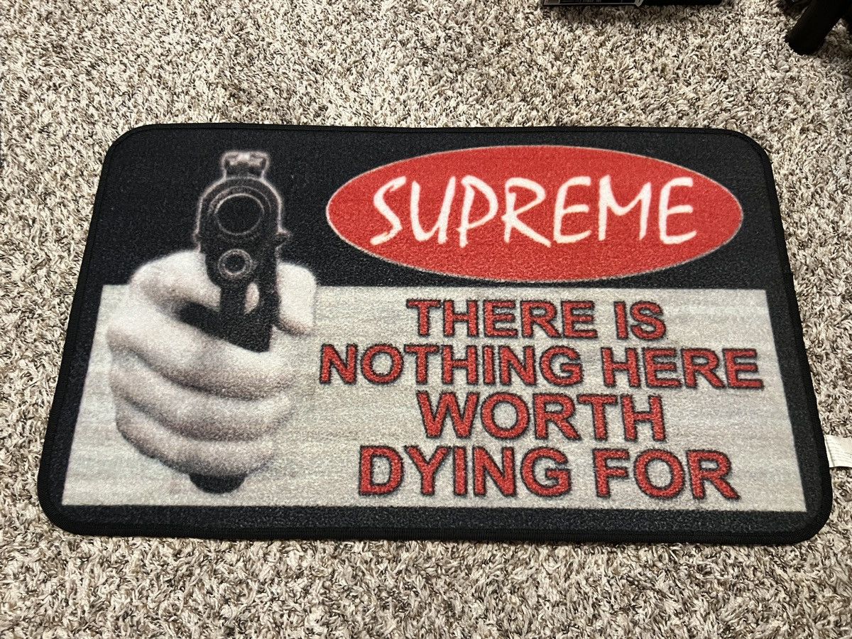 Supreme Supreme Welcome Mat | Grailed