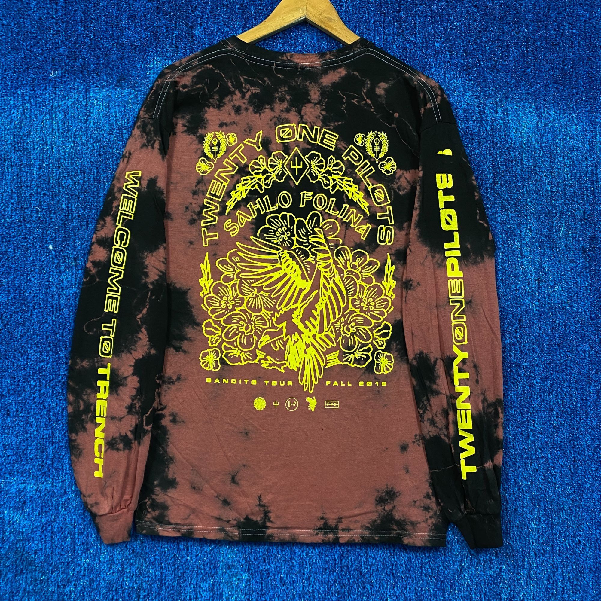 Very Rare Twenty One Pilots Welcome to Trench Bandito Tour L/S L | Grailed