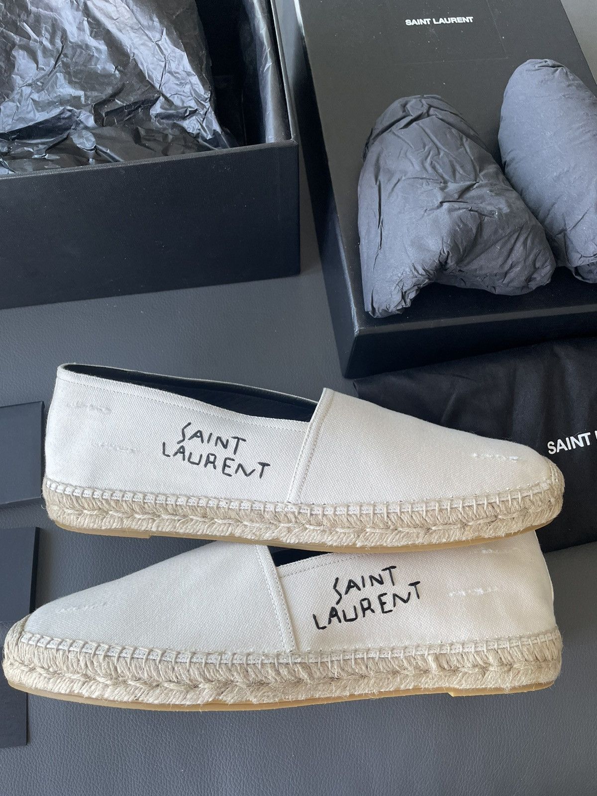 Saint Laurent Paris Limited Edition Brand New Super Rare SL Logo ...