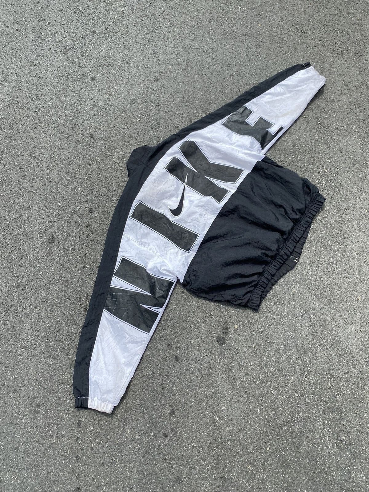 Nike Grail Vintage Nike Spell Out 90s Windbreaker Jacket | Grailed