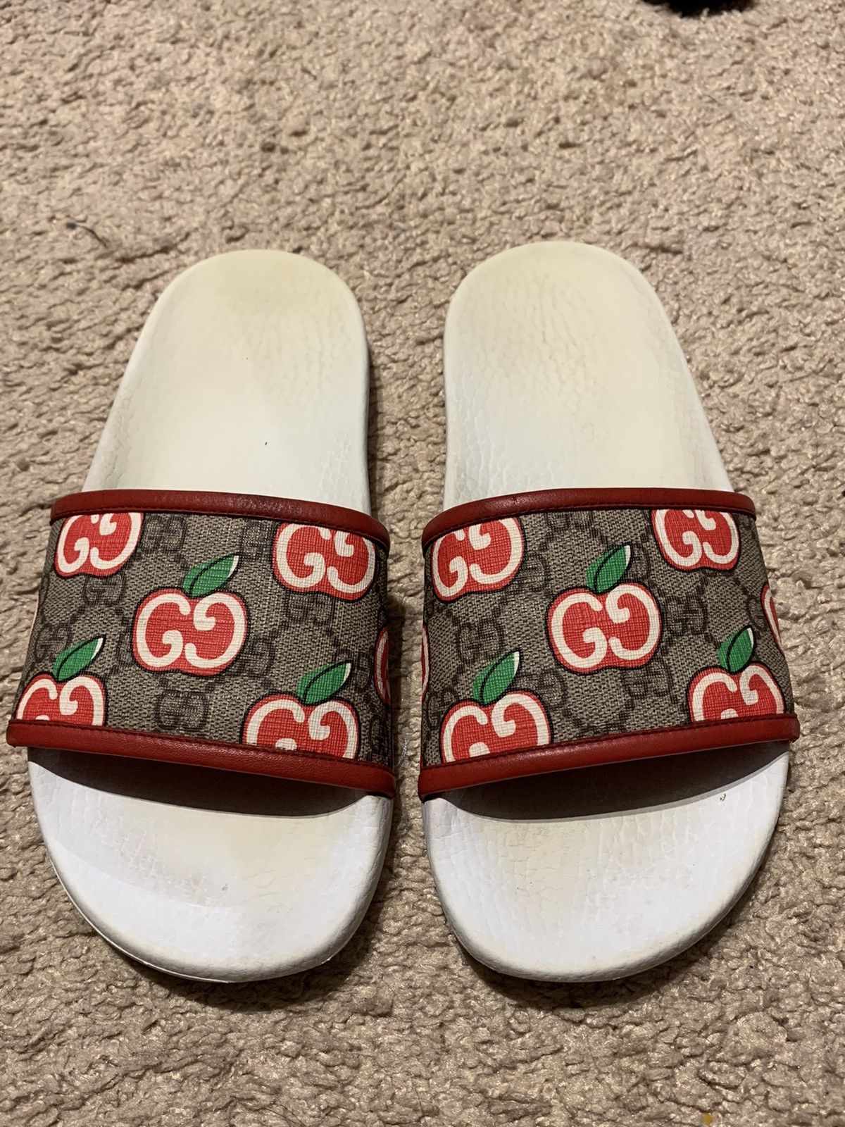 Gucci Sandal slide apple Gucci Italy pool | Grailed