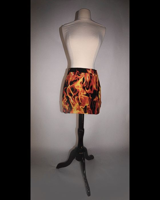 Vetements VETEMENTS FIRE PRINT MINI SKIRT | Grailed