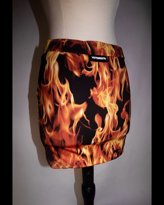 Vetements VETEMENTS FIRE PRINT MINI SKIRT | Grailed