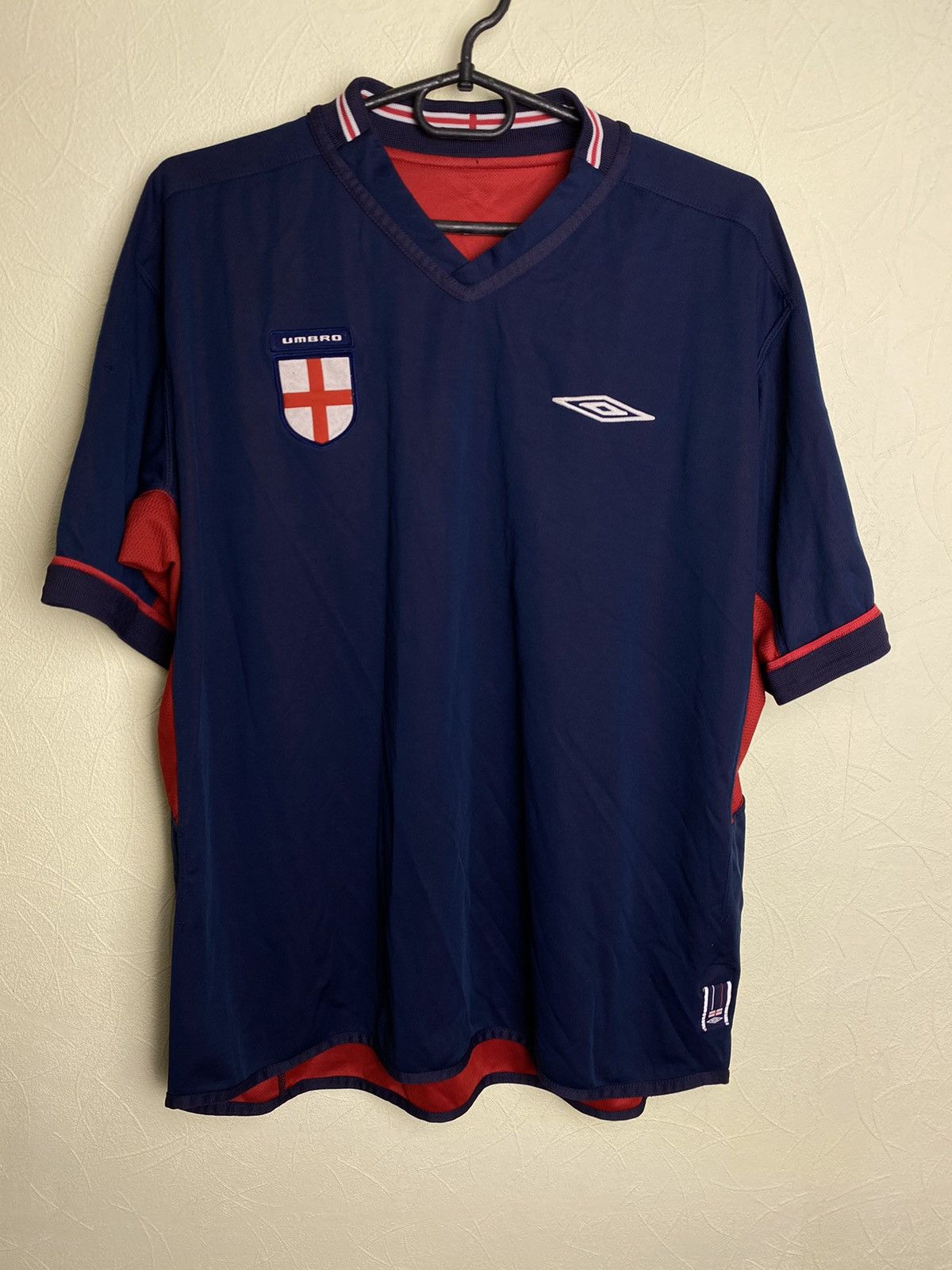 Jersey × Soccer Jersey × Umbro Vintage 2004 Umbro England reversible ...