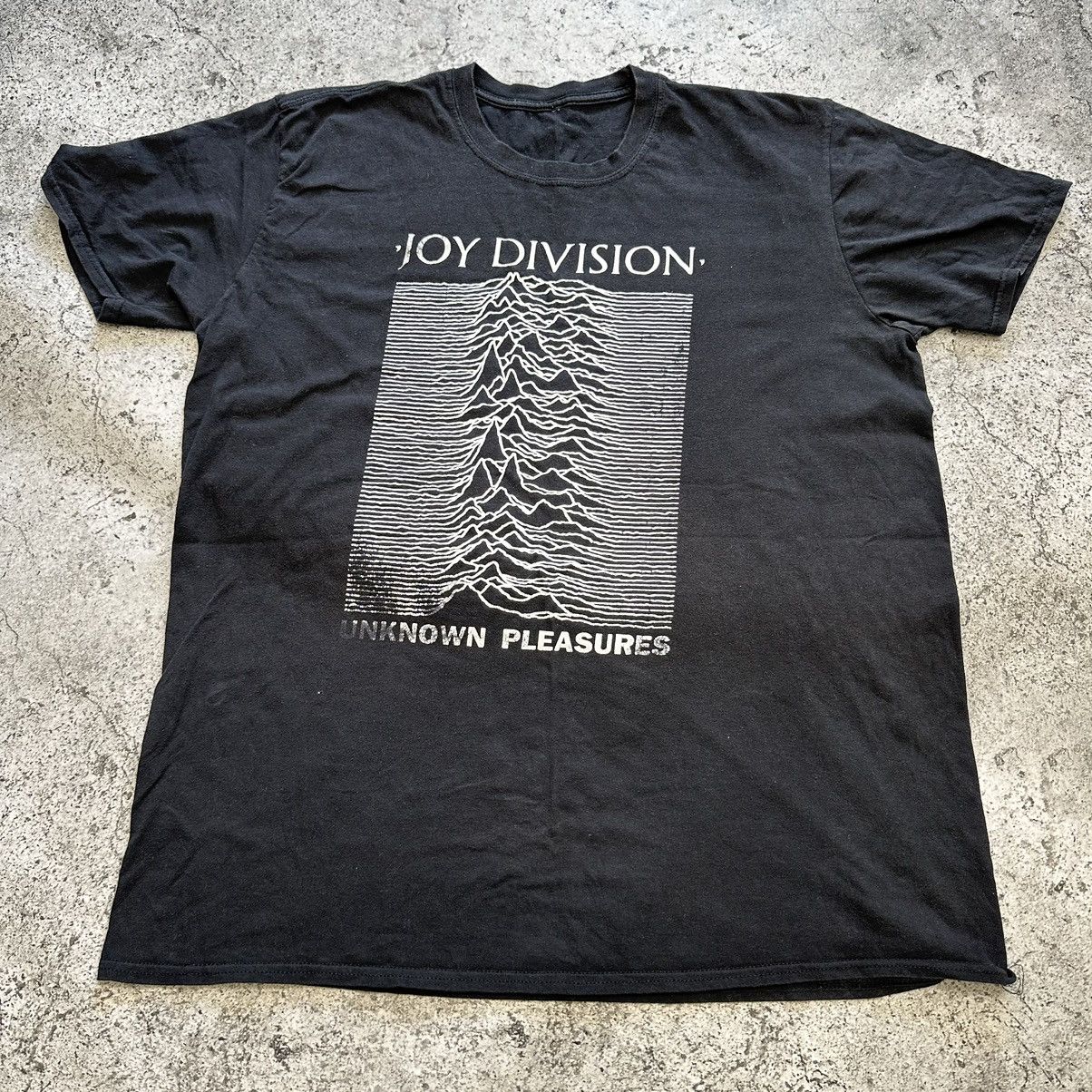 Vintage Vintage Joy Division unknown pleasures T-shirt 2000s | Grailed