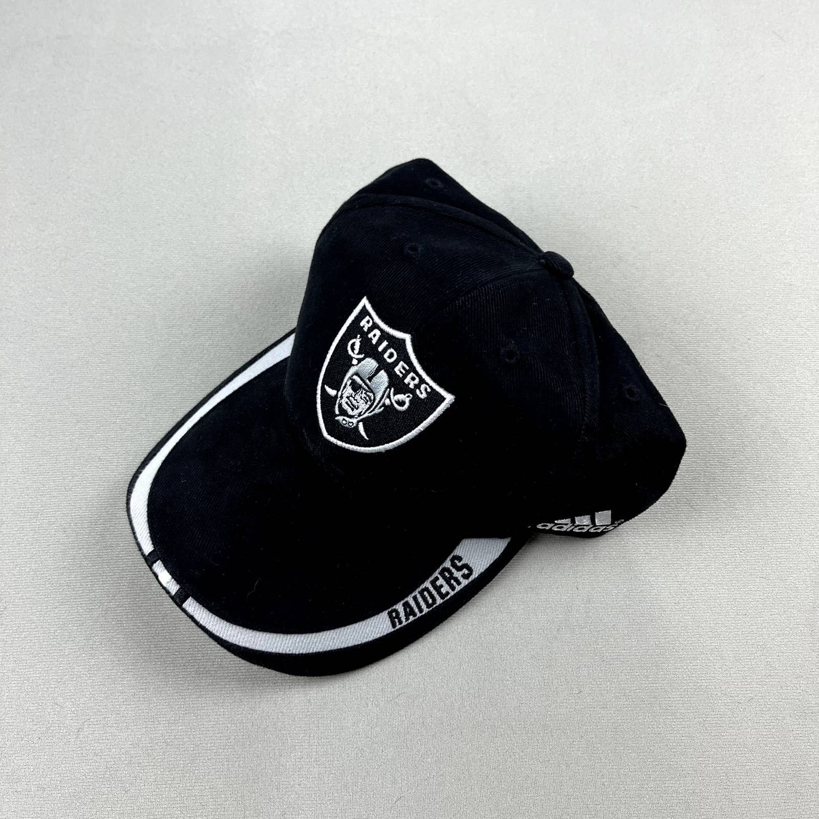 Adidas × NFL × Vintage Vintage Oakland Raiders Hat Black Adidas ...